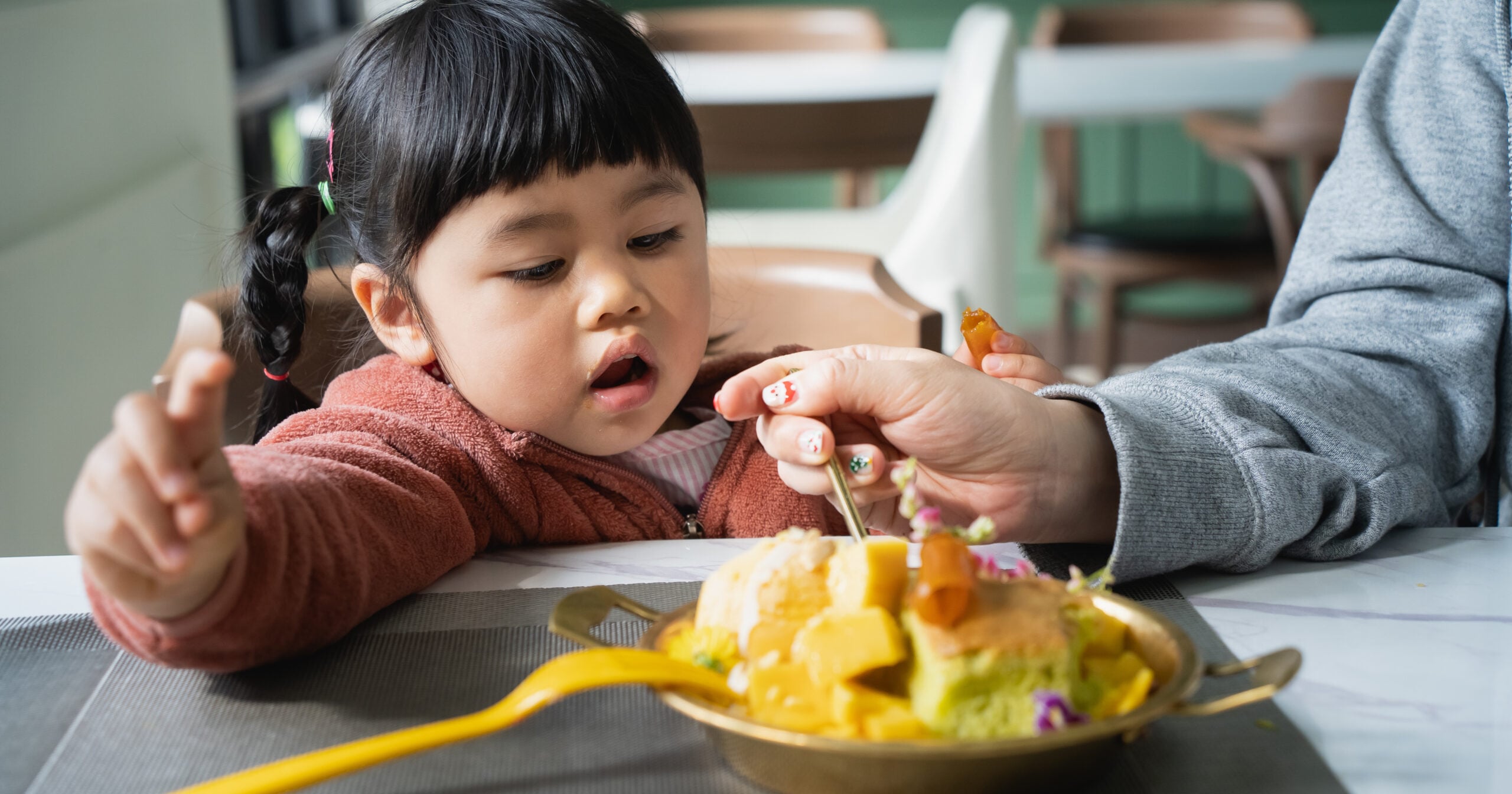 Mealtime And Children With Autism: Dealing With Picky Eaters