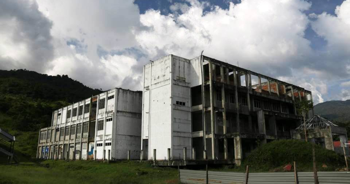 This May Look Like An Abandoned Building But It’s Actually A School In ...