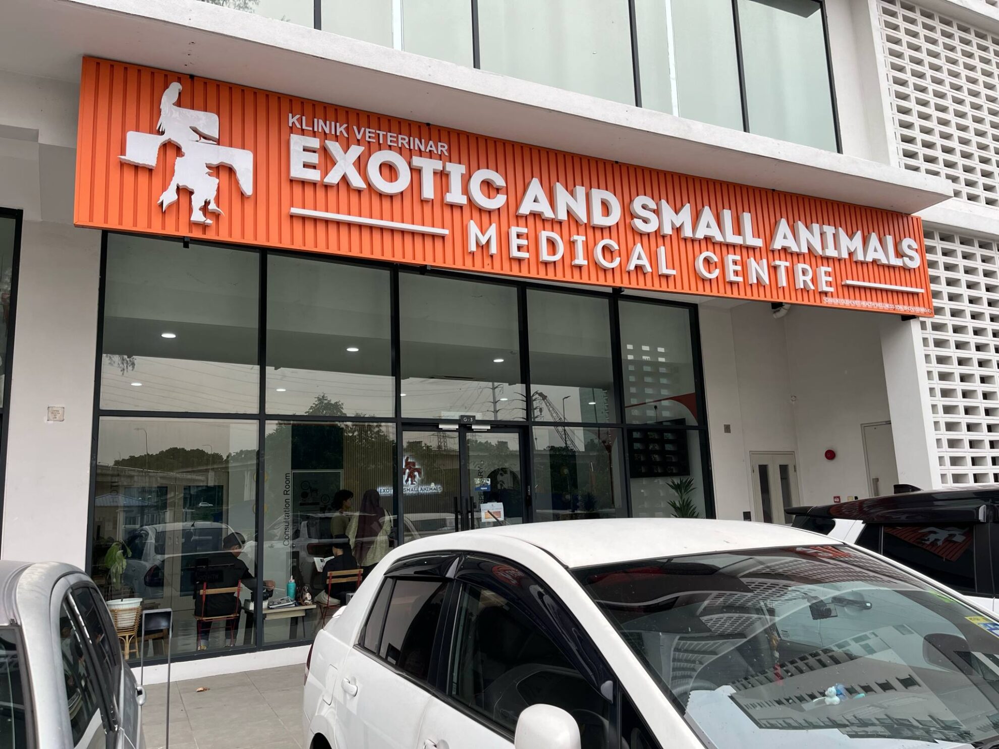 This Veterinary Clinic In Subang Specialises In Treating Exotic & Small ...