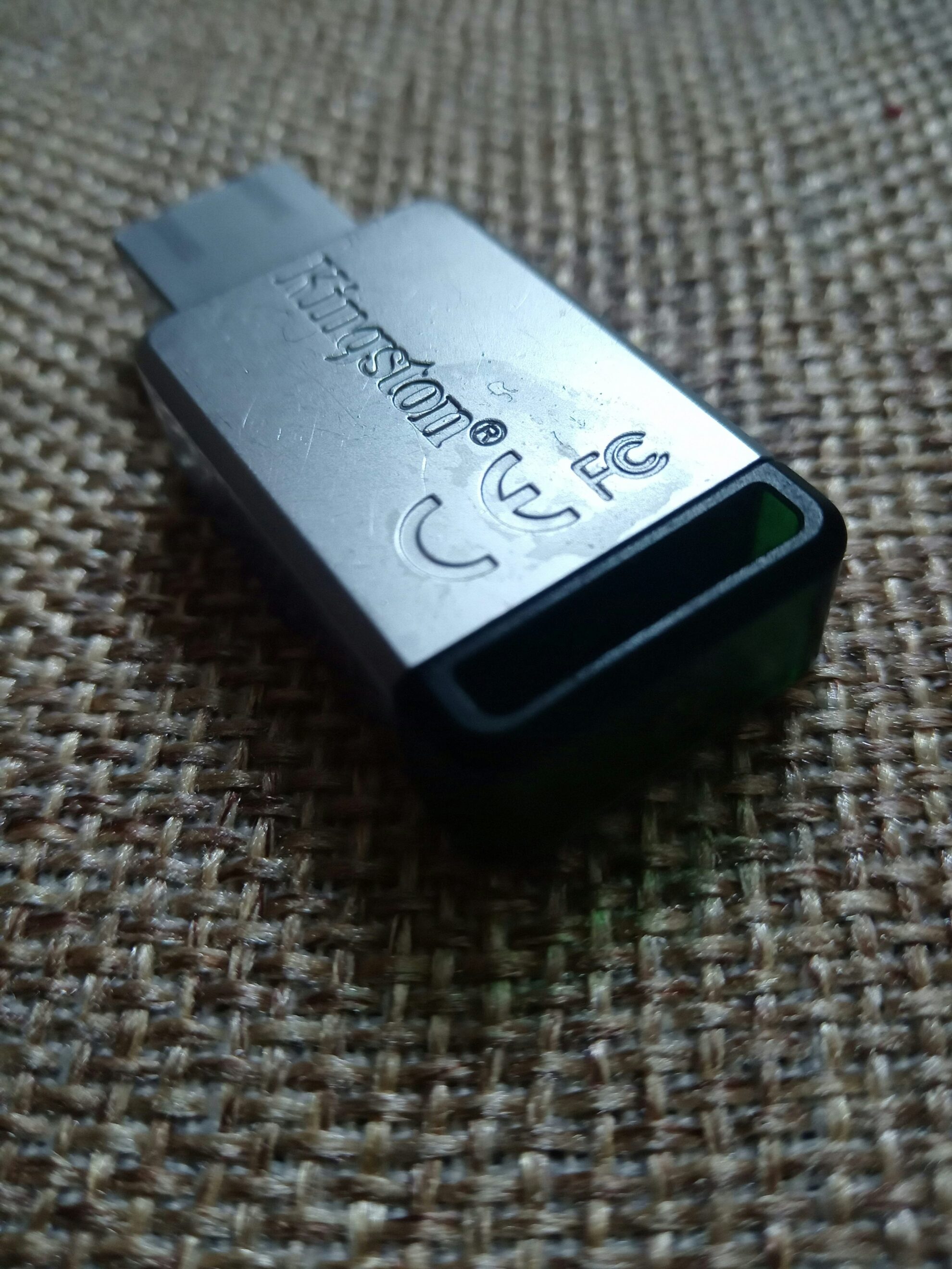 Are Pendrives Still Useful? Here Are 5 Good Reasons Why They’re Not ...