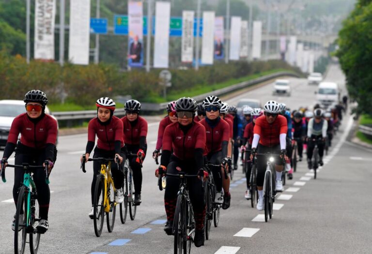 Cycling On Malaysian Highways Is Illegal. Here’s Why It’s More ...