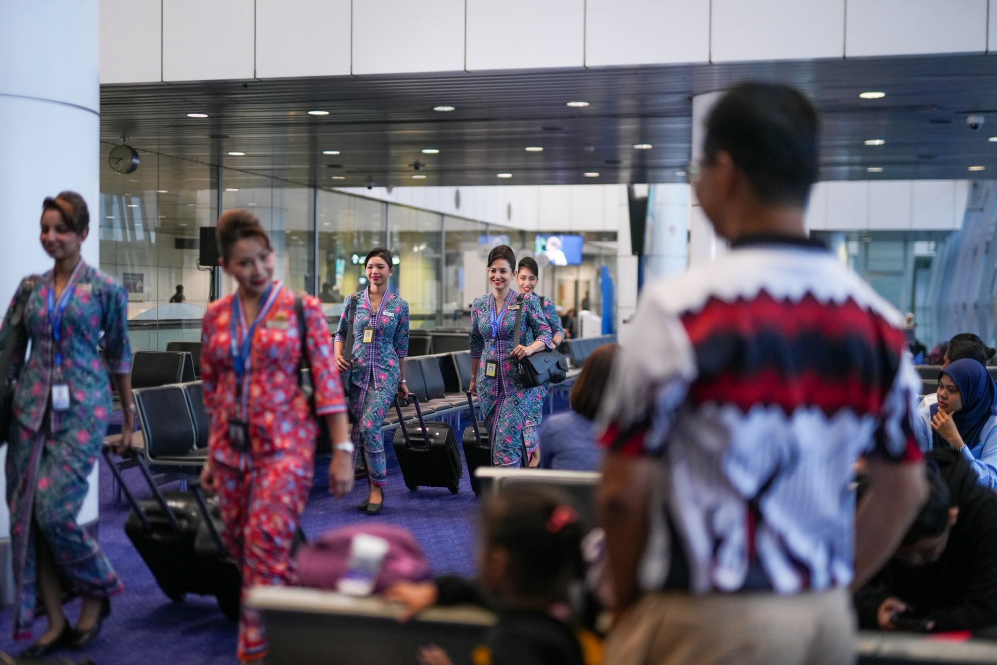 Malaysia Airlines Achieves Milestone With First-Ever All-Female Flight Crew