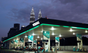How Affordable Is Malaysia’s RON95? Here’s Our Ranking Among 169 Countries