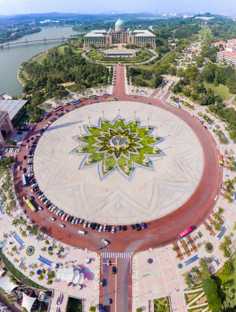 Why Does Putrajaya Have So Many Roundabouts, Including The World’s ...