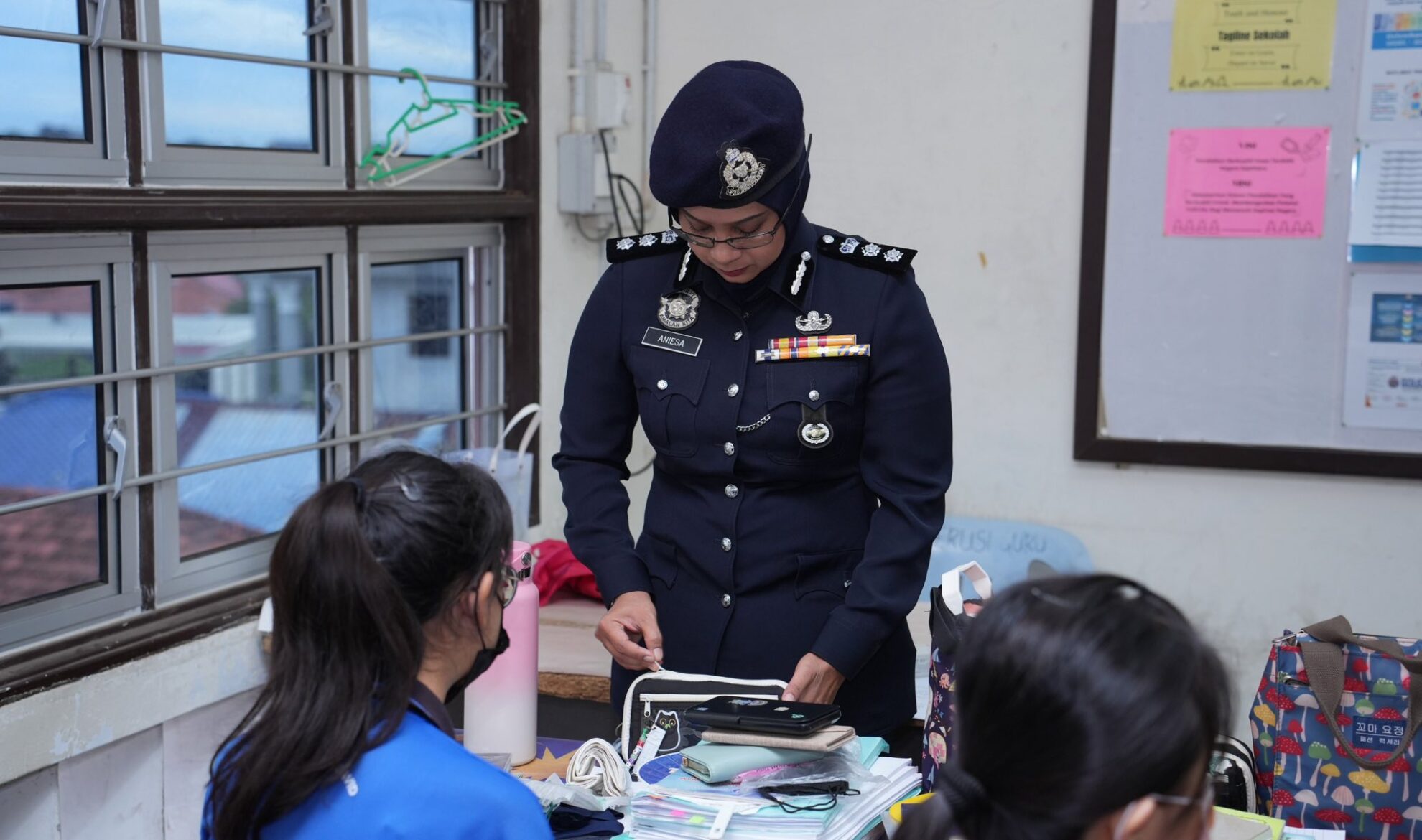 PDRM To Conduct Daily Surprise Checks In Schools To Inspect Students ...