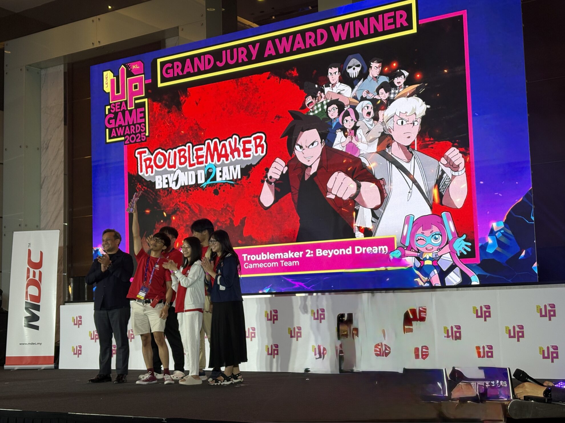 Malaysian Game Dominates SEA Games Awards. Here Are All The Results You ...