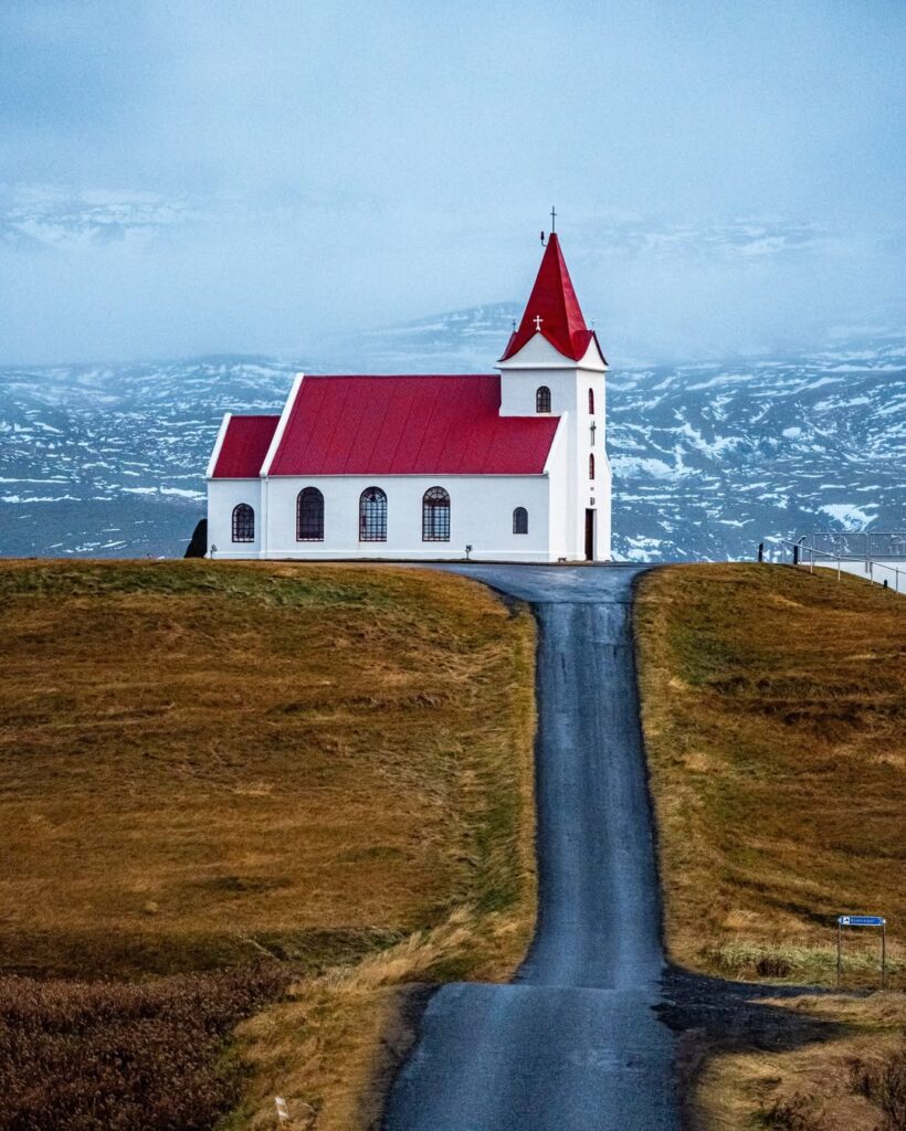 This Red-Roofed Building Is Famous For Resembling The Little House ...