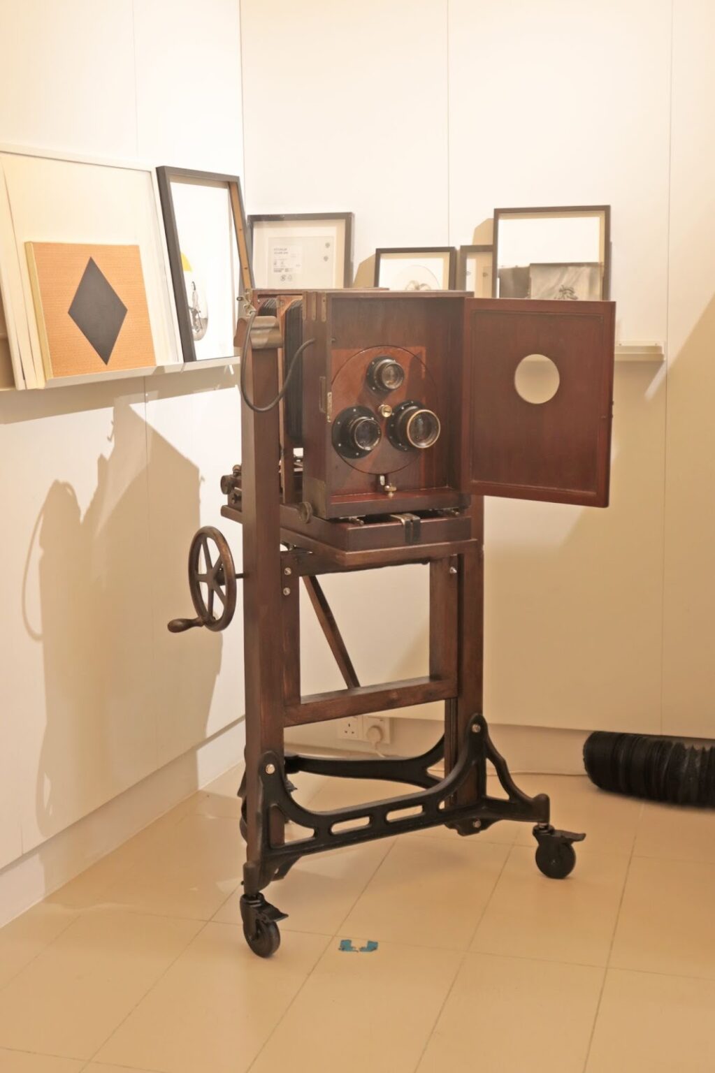 Step Back In Time At KL’s New Photo Studio That Uses A 100-Year-Old Camera