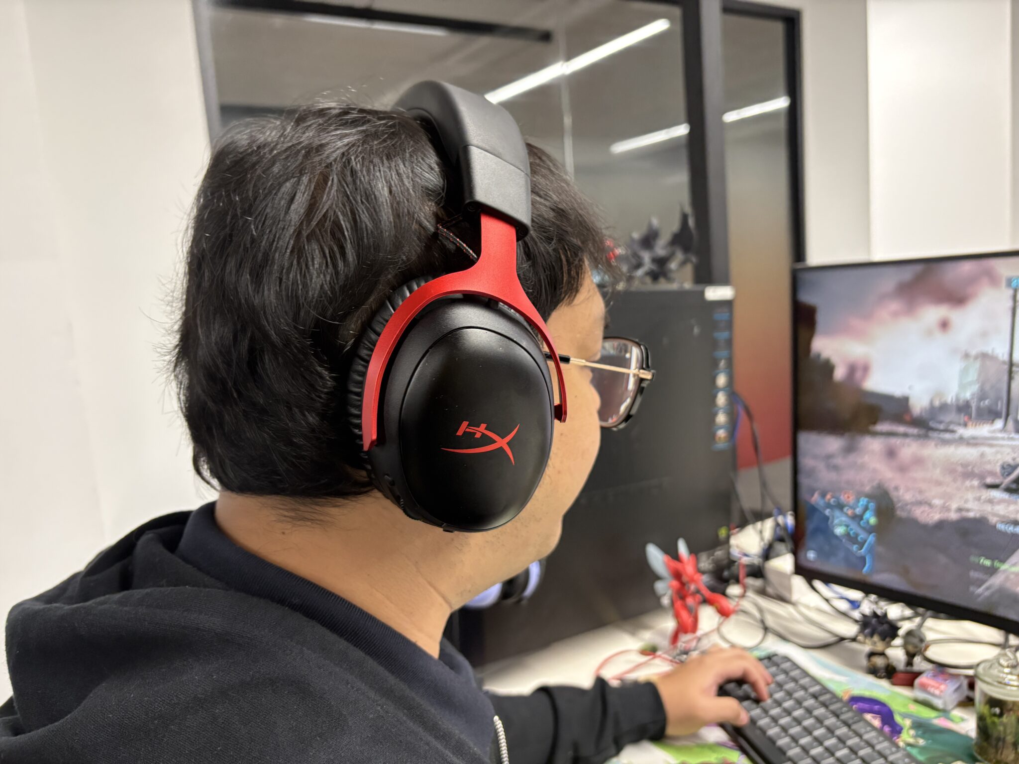 [REVIEW] The HyperX Cloud III S Gaming Headset Gives You A Deadly Edge ...