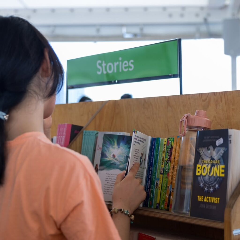 Floating Ship Book Fair ‘Doulos Hope’ Is Returning To Port Klang This ...