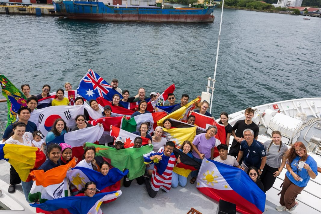 Floating Ship Book Fair ‘Doulos Hope’ Is Returning To Port Klang This ...