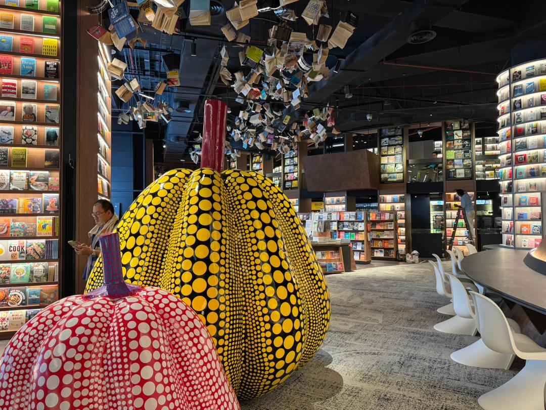 The Library by ‘BookXcess’ 24 Jam Terbesar Kini Dibuka Di Sunway Square ...