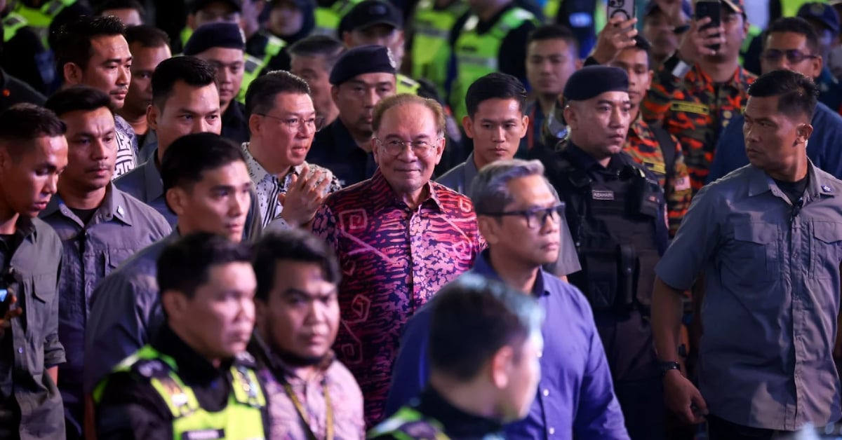 Anwar: Malaysians Aged 18 & Above To Receive RM100 SARA Credit From 9 ...