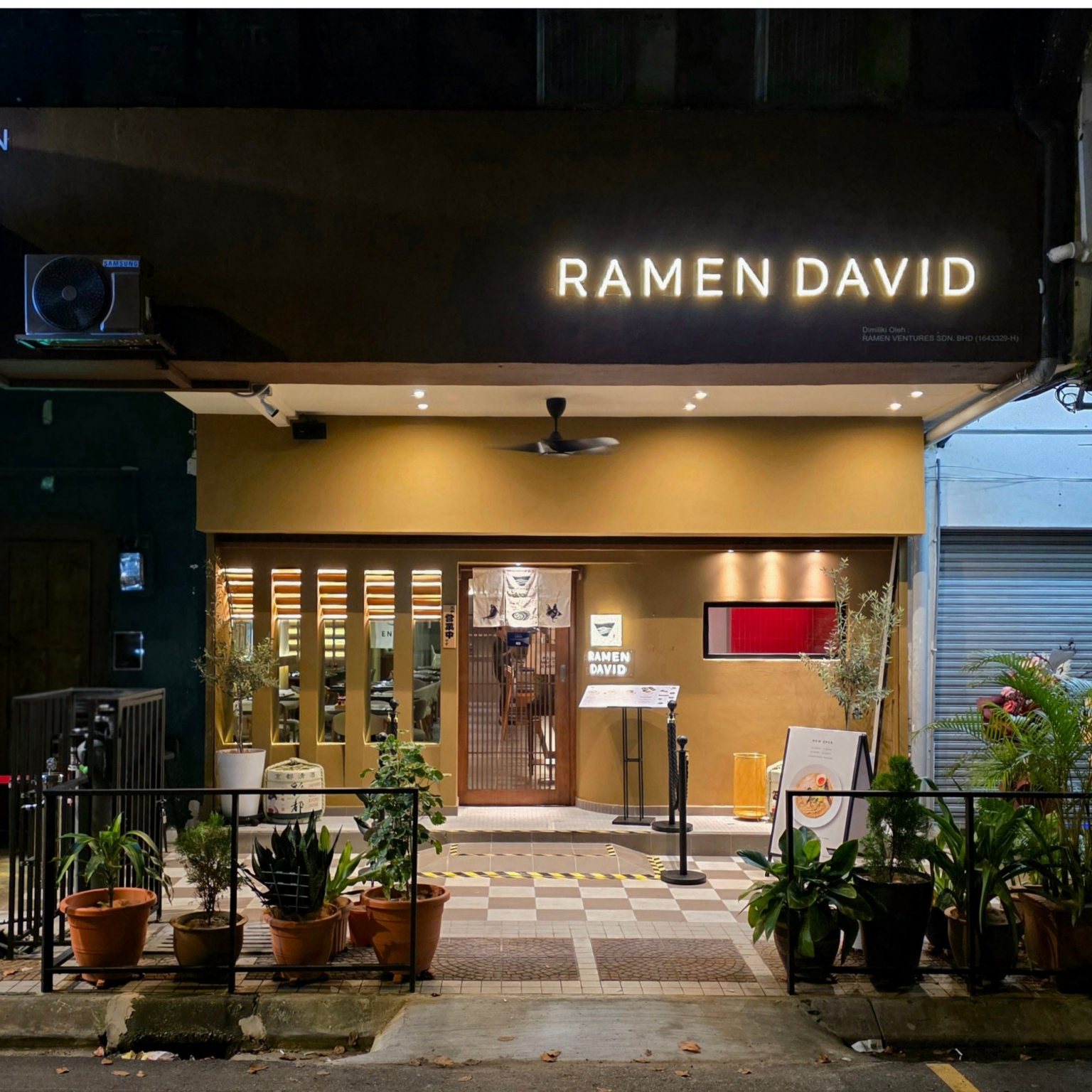 Dave’s Deli Founder Opens New Ramen Restaurant In TTDI With Oyster ...