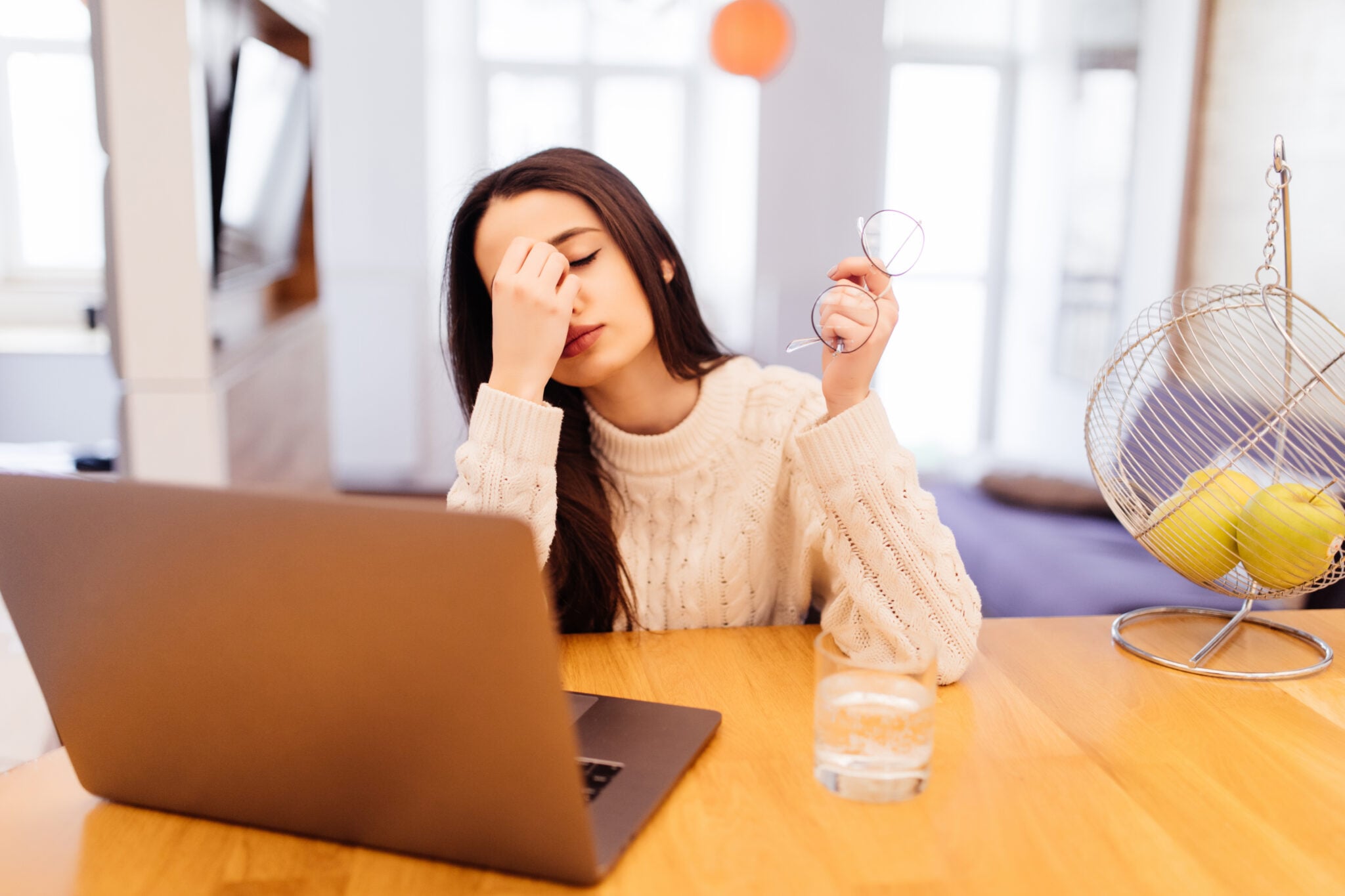The 4 Phases Of The Menstrual Cycle & How They Affect Your Mood
