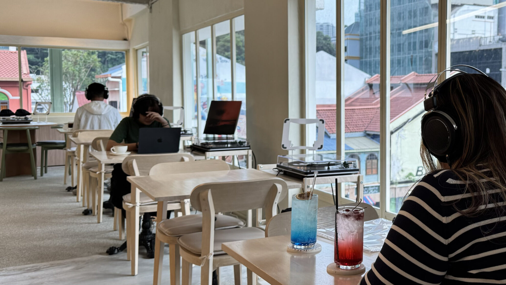There’s A New Vinyl Café In Chow Kit Where You Can Sit, Sip & Listen To ...
