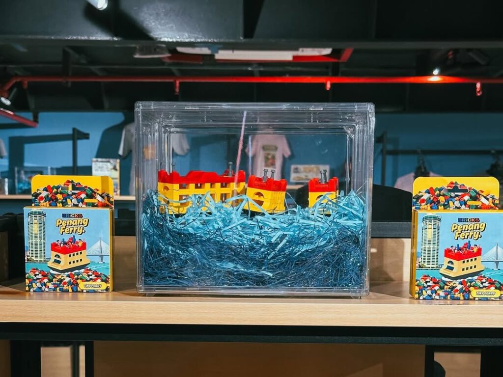 Malaysian Creates LEGO Models Featuring Penang Bridge, Ferries ...