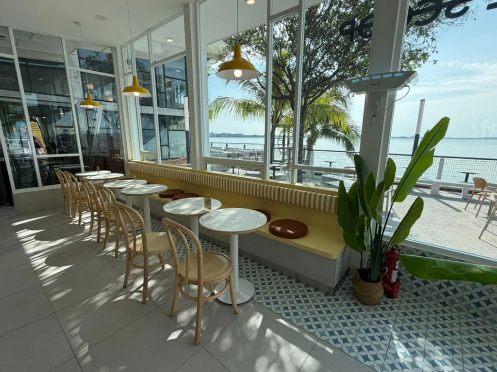Inside Scoop’s Port Dickson Outlet Is Right By The Beach & It’s The ...