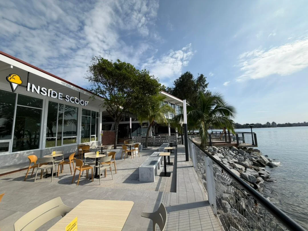Inside Scoop’s Port Dickson Outlet Is Right By The Beach & It’s The ...