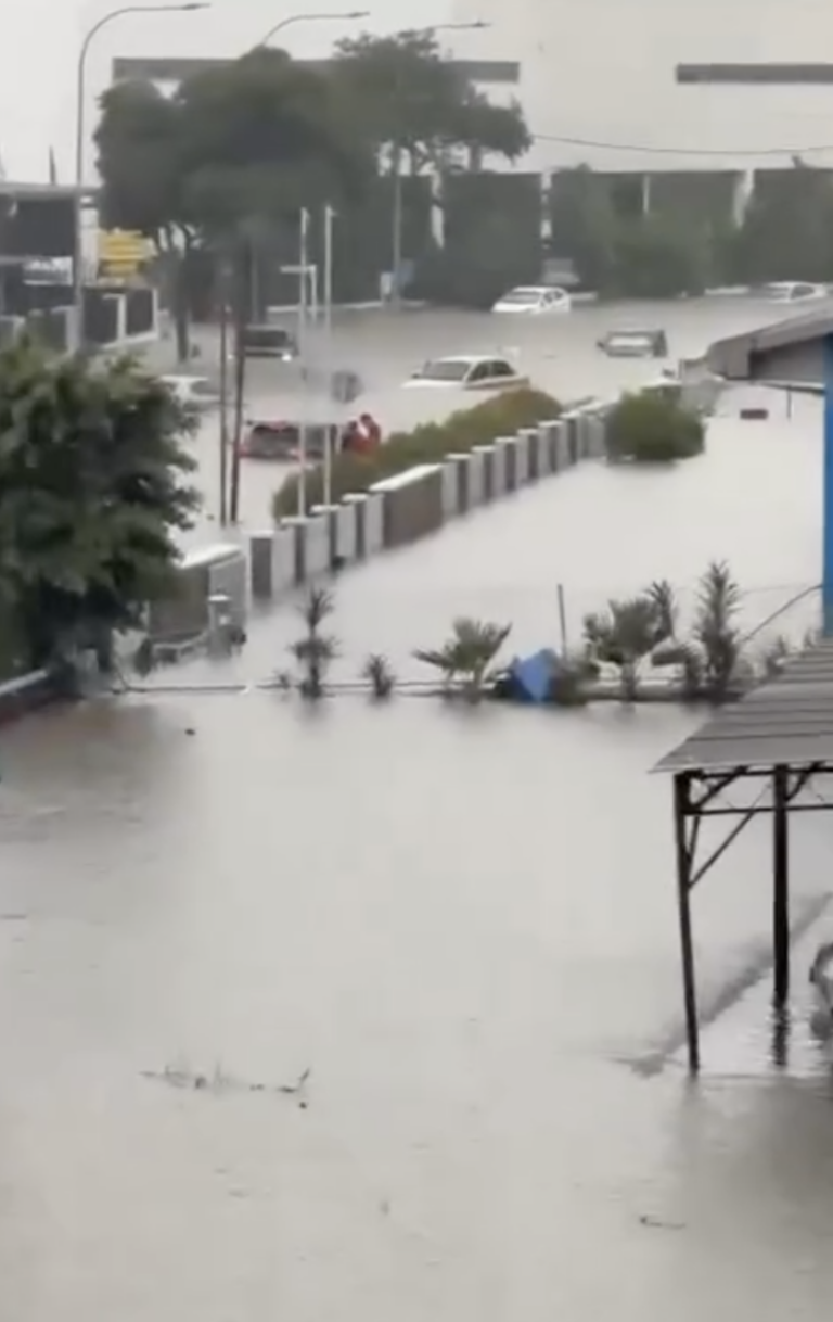 Heavy Rain Causes Chest-High Floodwaters At Popular Jalan 223 Food Court