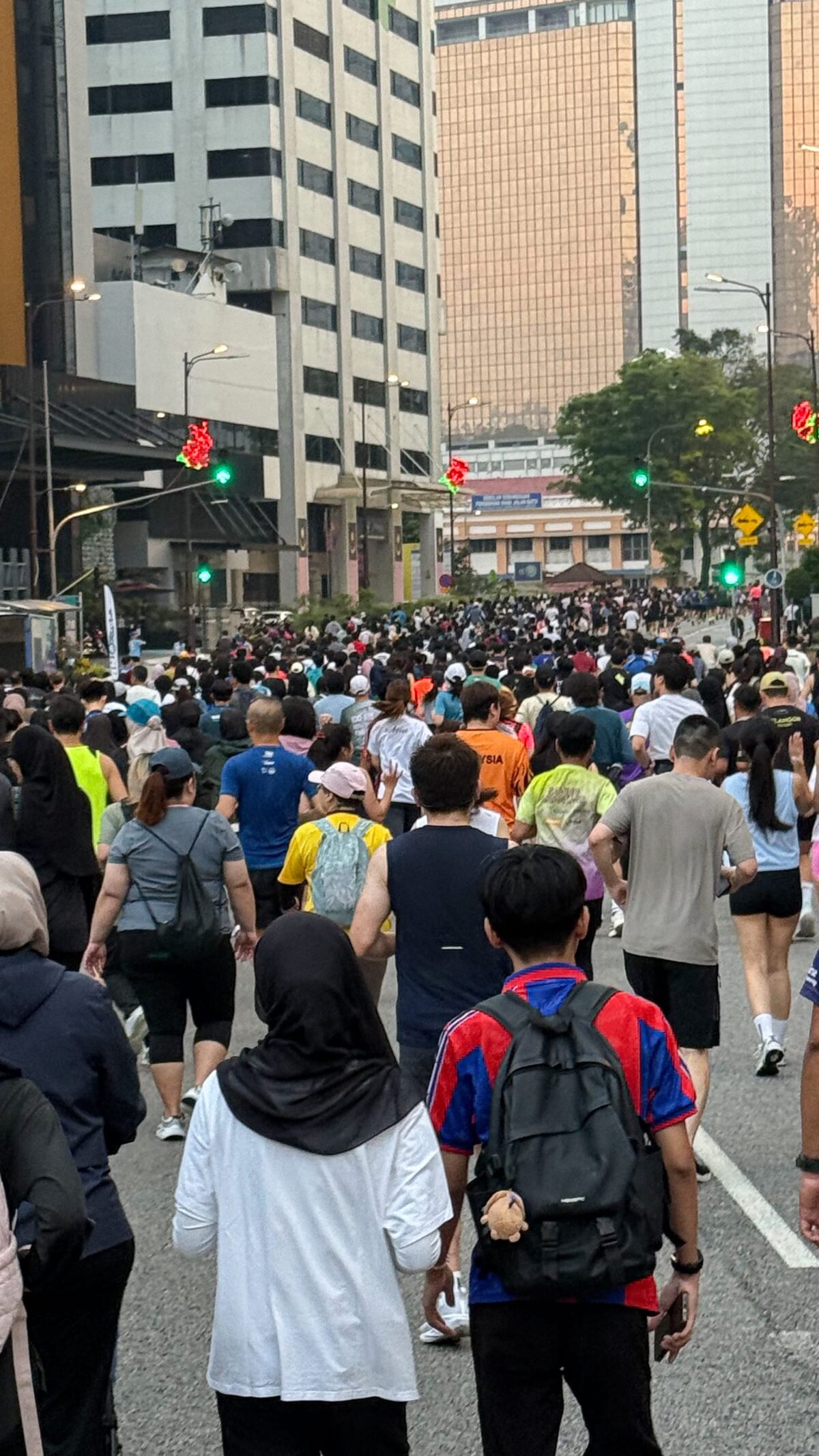 “Feels Like A Major Running Event” — Malaysians Surprised By KL Car ...